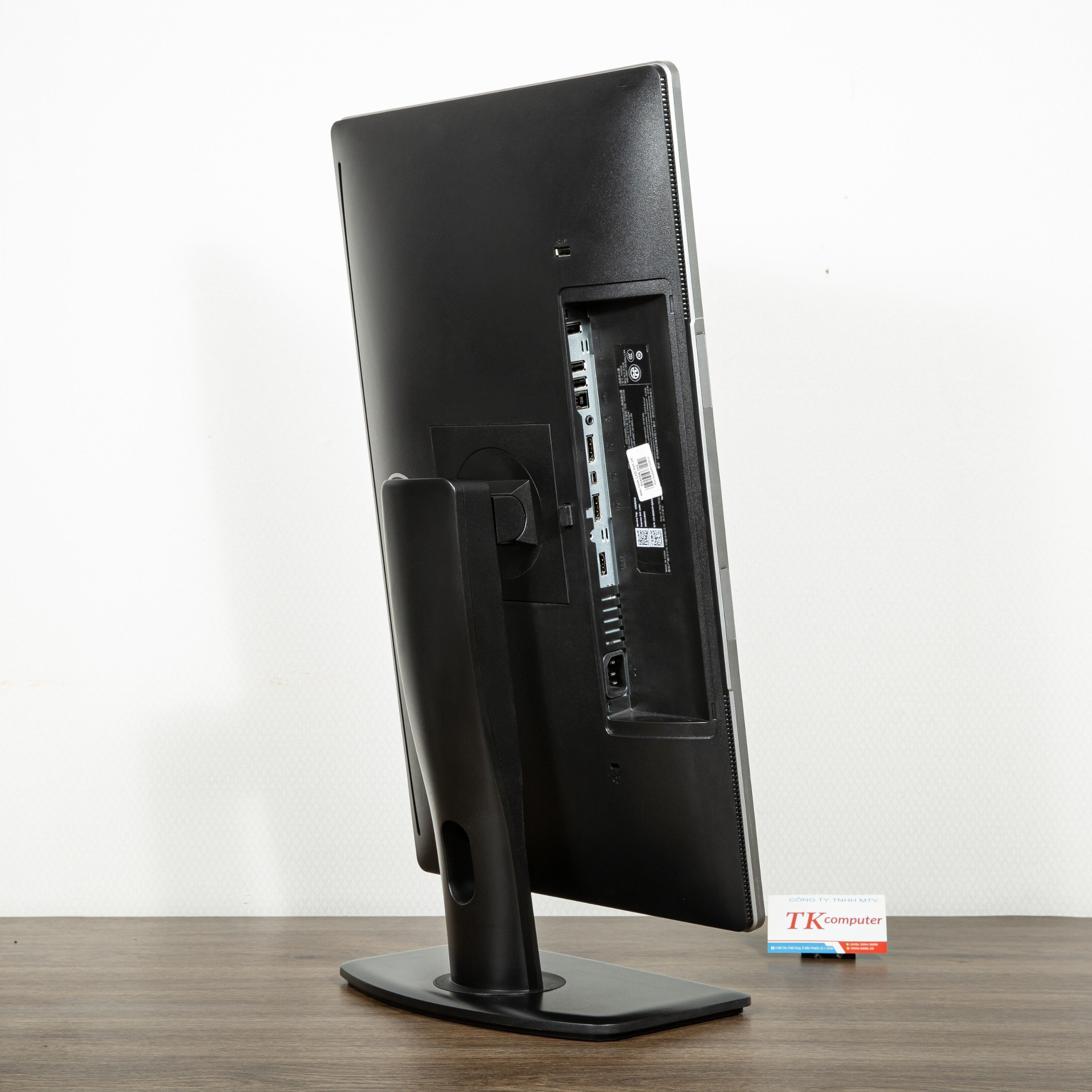 Màn hình Dell Professional 24 Inch 4K 1 tỷ màu P2415Q chuyên thiết kế ...